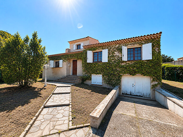 Maison 5 pièces à vendre à Pélissanne