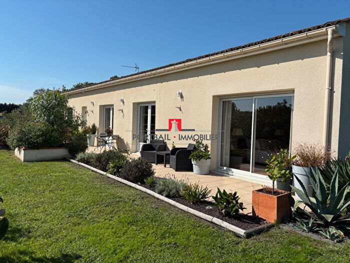 Maison à vendre - Saint-André-de-Cubzac - 6 pièces - 4 chambres