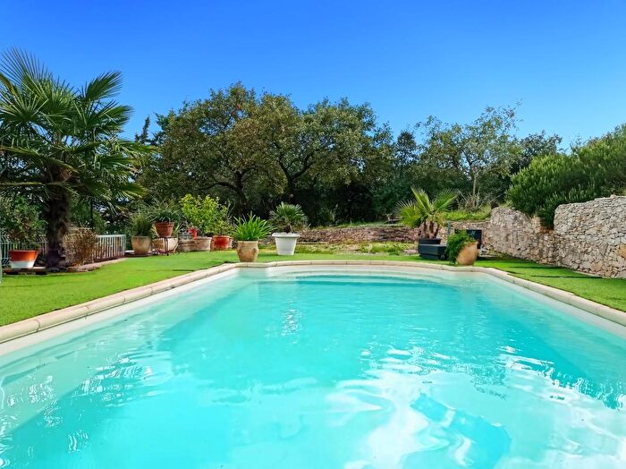 Maison à vendre - Uzès - 5 pièces - 4 chambres