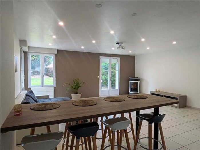 Maison à louer - Harnes, Ouest - 5 pièces - 3 chambres