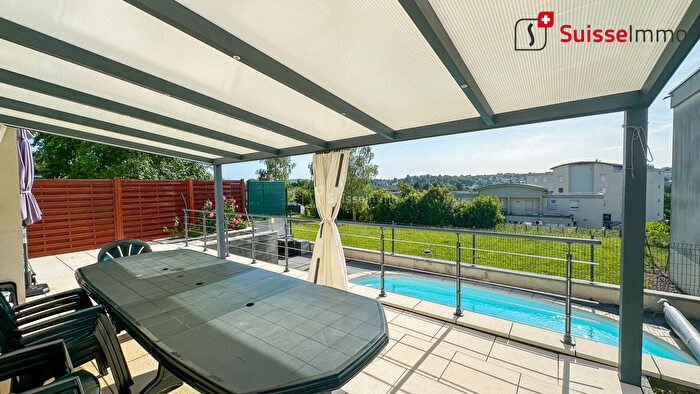 Montbéliard, Centre-ville, Prairie, Batteries du Parc, Charmontet : Maison 5 pièces à vendre