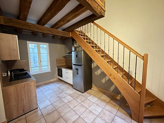 Appartement 3 pièces à Chalon-sur-Saône, Centre-ville, à louer