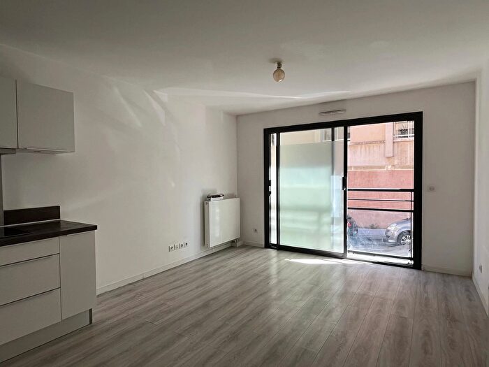 Marseille 7ème, Bompard : Appartement 2 pièces à louer