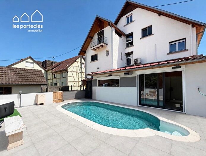 Maison 8 pièces à Durmenach, à vendre