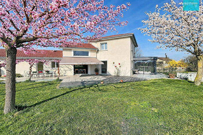 Maison à vendre - Lhôpital-le-Grand - 8 pièces - 5 chambres