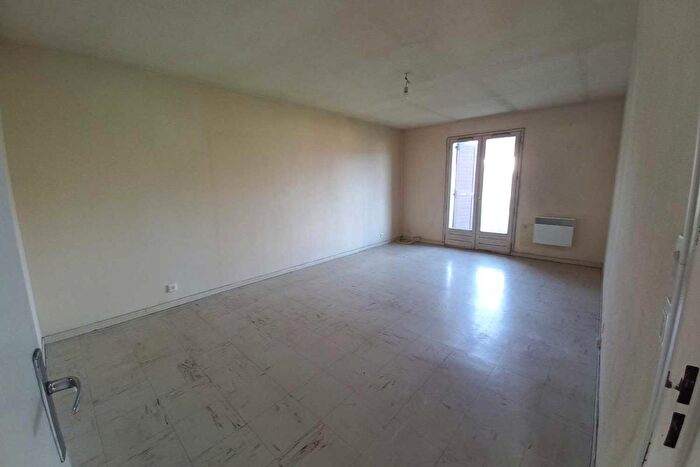 Maison à vendre - Varzy - 2 pièces - 1 chambre