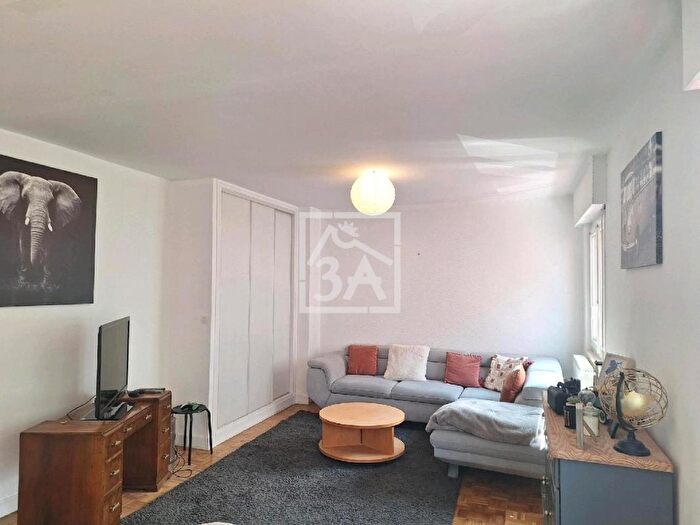 Appartement à louer - Calais - 3 pièces - 2 chambres