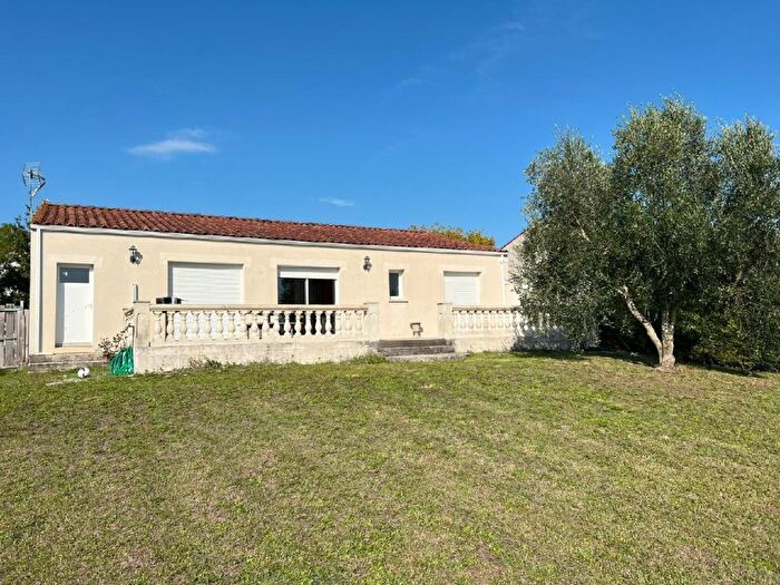 Maison à vendre - Chérac - 4 pièces - 3 chambres