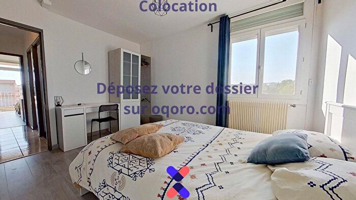 Capouchiné, Nîmes : Appartement 4 pièces à louer