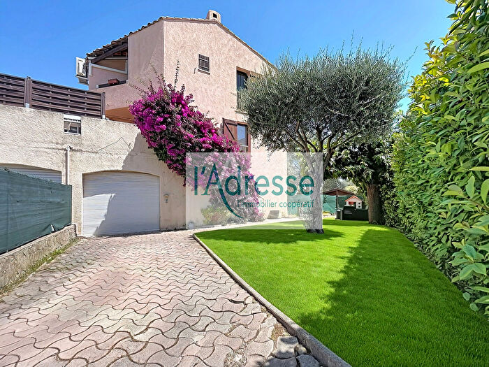 Maison 4 pièces à Antibes, Rastines, Super Antibes, Laval, La Fontonne, à vendre