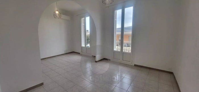 Centre, Beausoleil : Appartement 2 pièces à louer