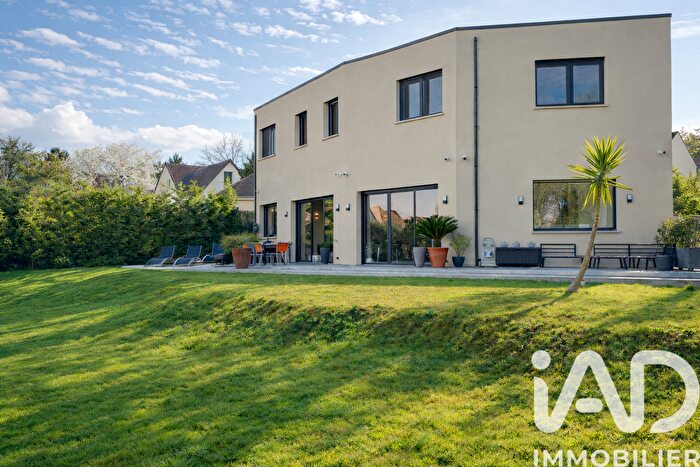 Maison à vendre - Orgeval - 10 pièces - 5 chambres