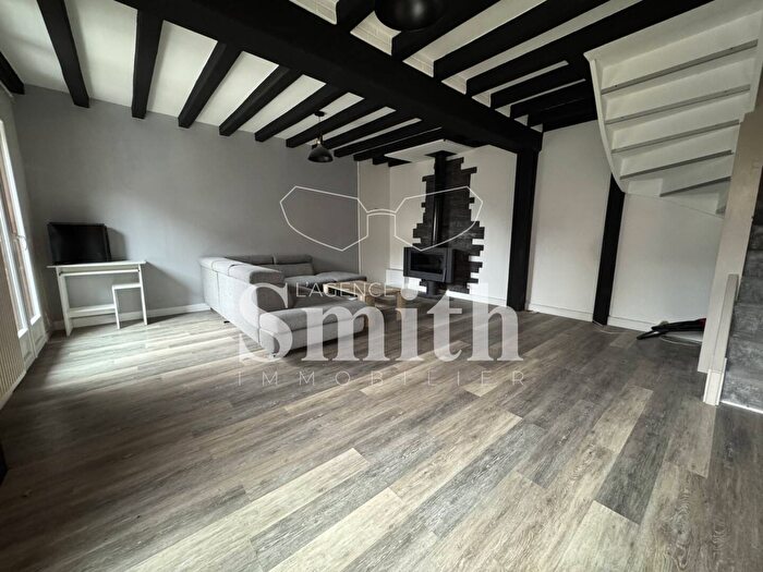 Maison à louer - St Etienne du Rouvray - 6 pièces - 4 chambres