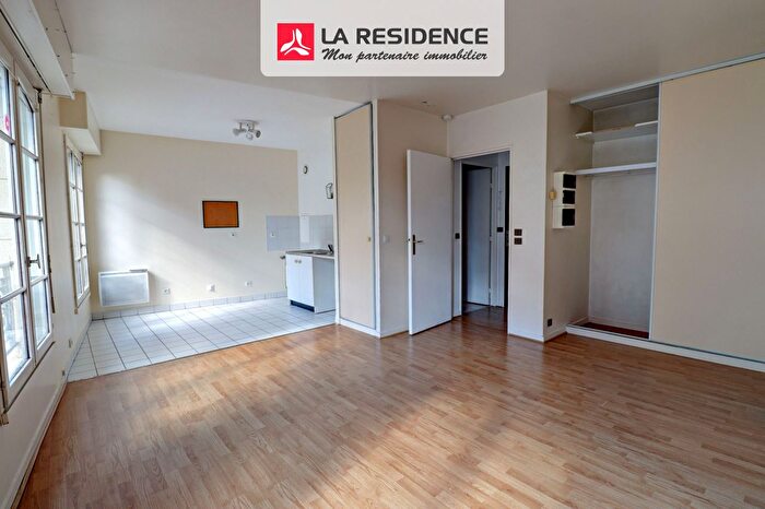 Magny-en-Vexin : Appartement 1 pièce à vendre