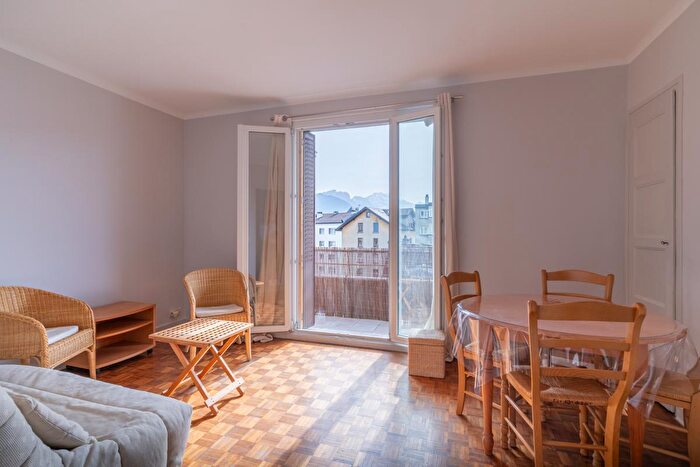 Appartement 2 pièces à Annecy, Mandallaz, Prairie, Vovray, à louer