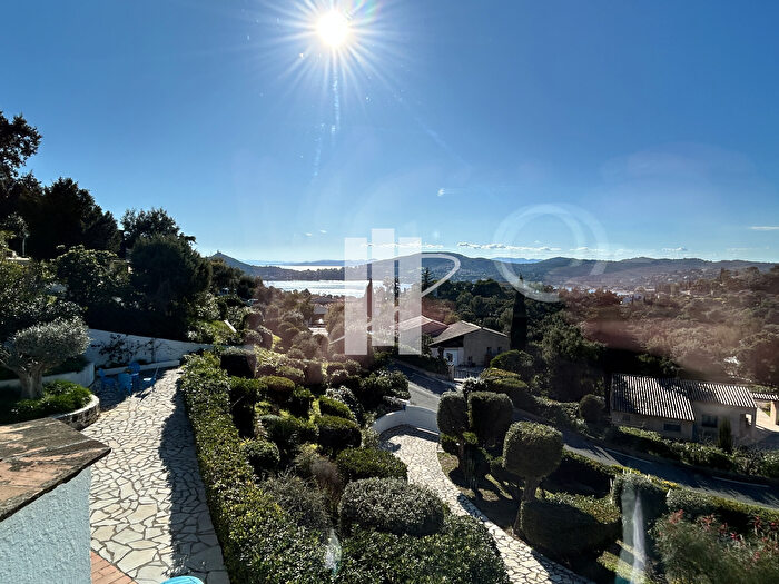 Maison à vendre - Saint-Raphaël, Agay - 5 pièces - 4 chambres