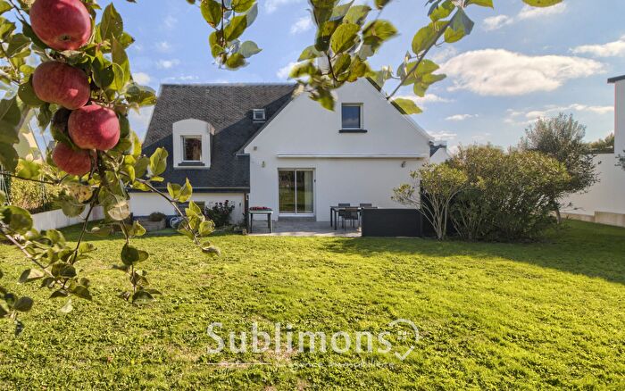 Maison à vendre - Lanester, Le Bourg - 5 pièces - 3 chambres