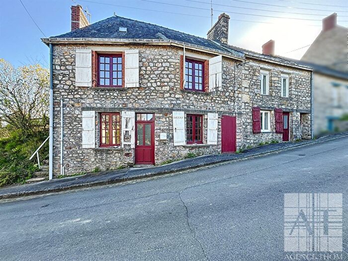 Maison à vendre - Juvigné - 6 pièces - 2 chambres