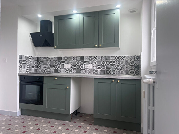 Appartement à louer - Nevers, Centre-ville - 2 pièces - 1 chambre