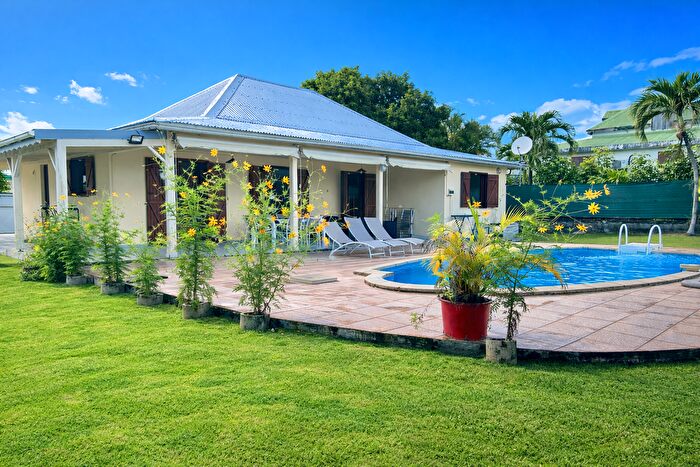 Maison à louer - Petit-Bourg - 5 pièces - 4 chambres