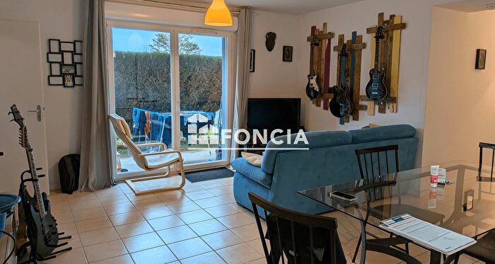 Appartement à vendre - Saint-Astier - 4 pièces - 3 chambres