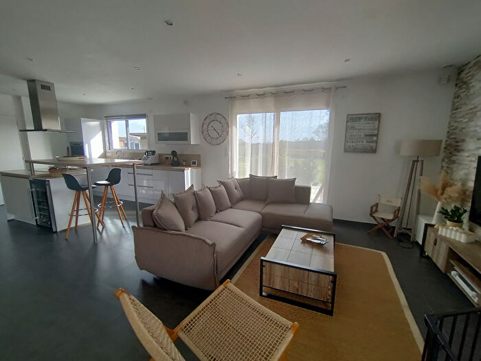 Maison à vendre - Saint-Lyphard - 5 pièces - 3 chambres