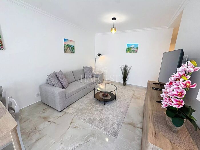 Appartement 3 pièces à vendre à Nice, Madeleine