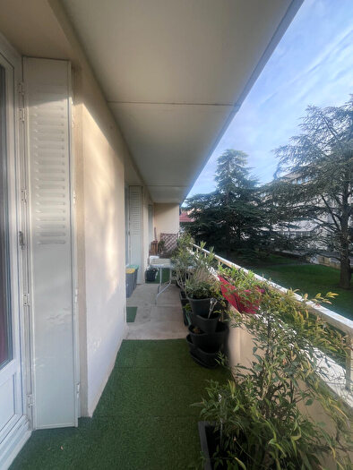 Appartement à louer - Livron-sur-Drôme - 2 pièces - 1 chambre