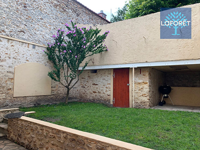 Rambouillet, Centre-ville : Maison 7 pièces à louer