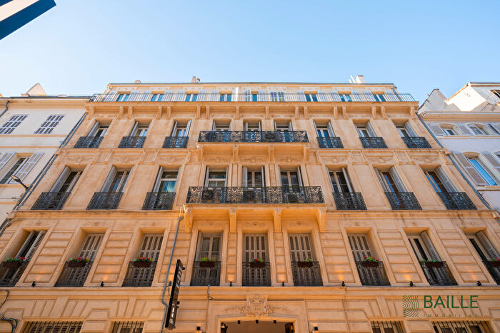 Appartement 13 pièces à Marseille 6ème, Palais de Justice, à vendre