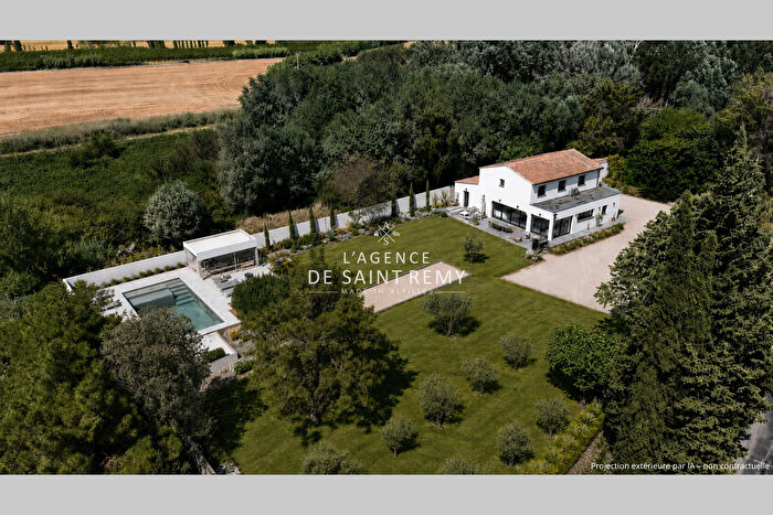 Saint-Étienne-du-Grès - Maison 5 pièces à vendre