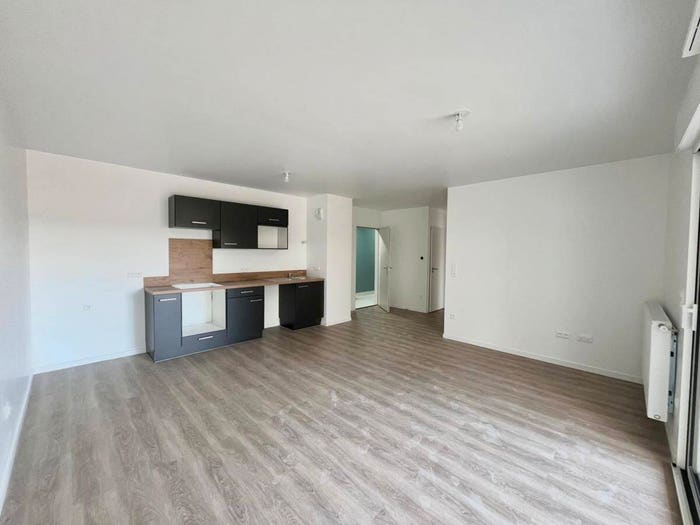 Rechèvres-Bas Menus-Boulevard, Chartres : Appartement 3 pièces à louer