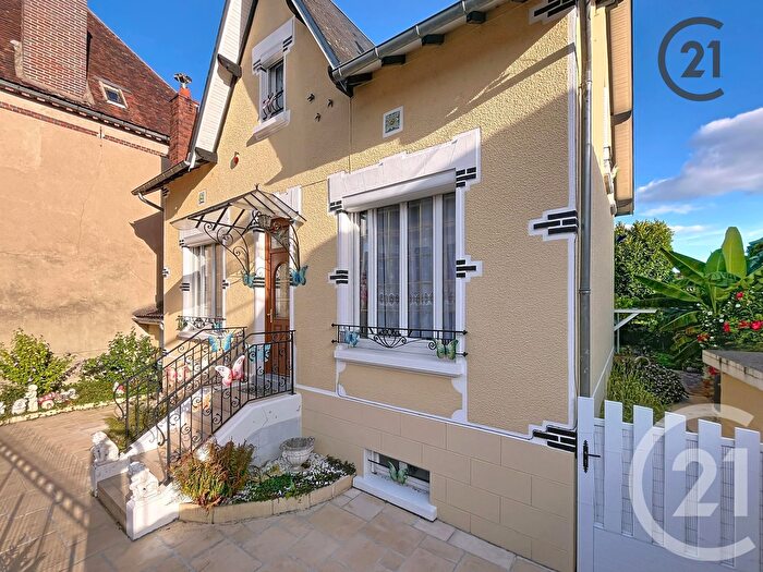 Maison à vendre - Cheny - 6 pièces - 4 chambres