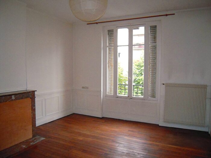 Appartement à louer - Centre Ville, Reims - 2 pièces - 1 chambre