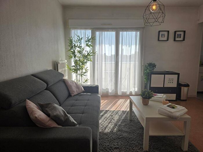 Barbâtre-Saint Remy-Verrerie, Reims : Appartement 1 pièce à louer