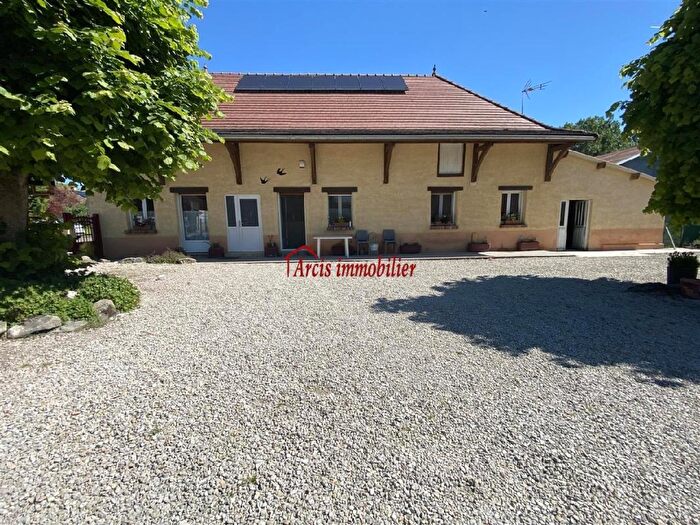 Maison 5 pièces à vendre à Arcis-sur-Aube