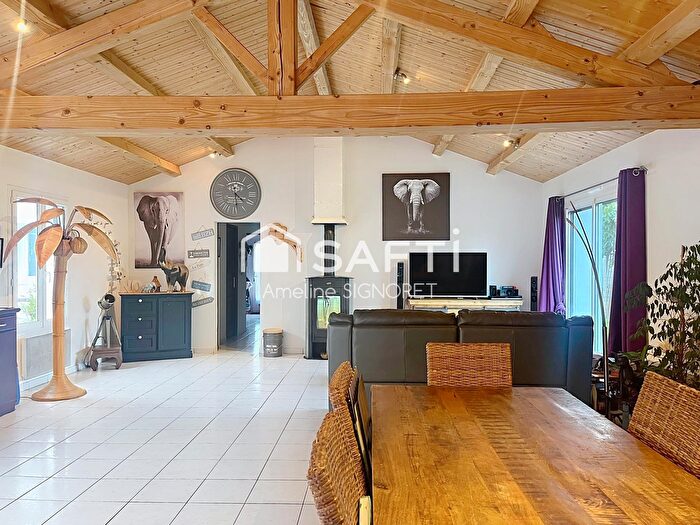 Maison à vendre - La Barre-de-Monts - 4 pièces - 3 chambres