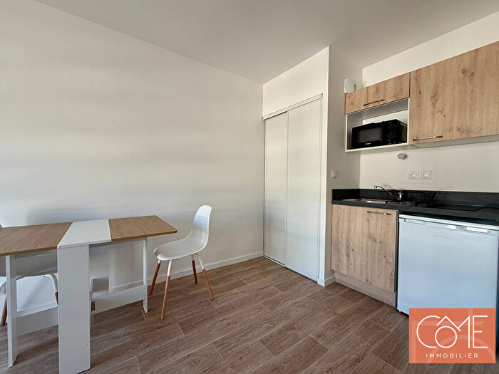 Appartement à louer - Quartiers Nord-Est, Les Longs Champs - 1 pièce