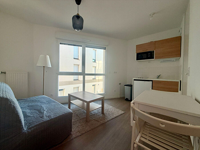 Appartement à louer - Quartiers Nord-Ouest, Saint-Martin - 1 pièce