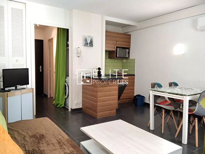 Appartement à vendre - Antibes, Juan-les-Pins, Le Cap - 1 pièce