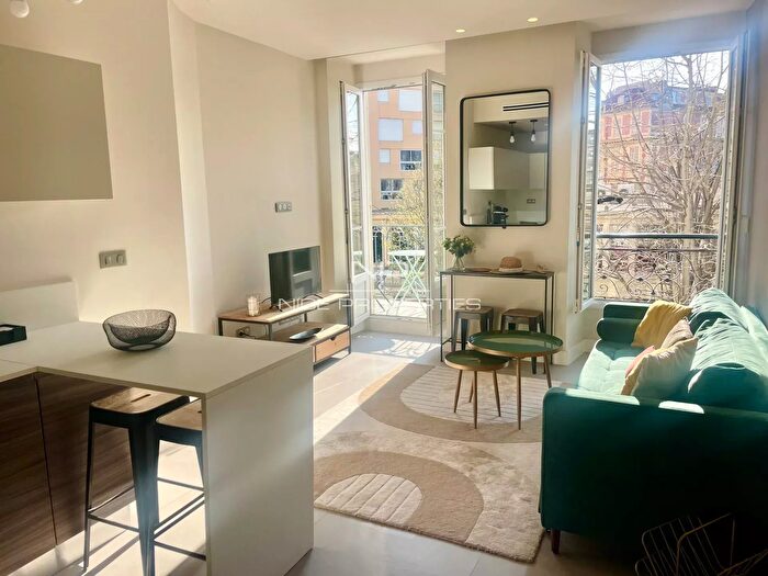 Appartement à vendre - Nice, Centre-ville - 2 pièces - 1 chambre
