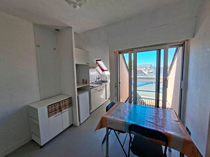 Appartement 2 pièces à Nord, Carhaix-Plouguer, à louer