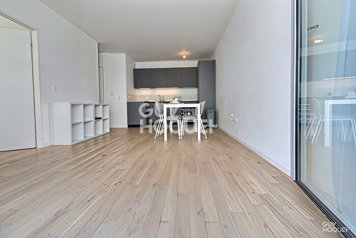Maisons-Alfort, Alfort : Appartement 2 pièces à louer
