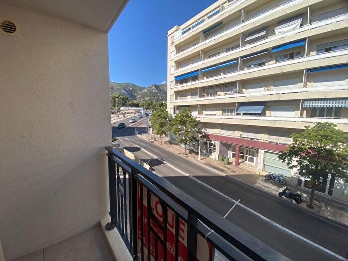 Appartement à louer - Toulon, Haute-ville - 1 pièce