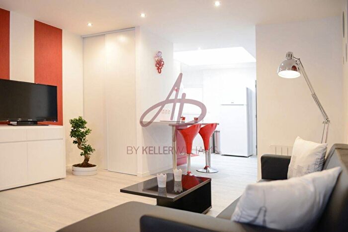 Maison à louer - Moulin-Poterie, Roubaix - 6 pièces - 5 chambres