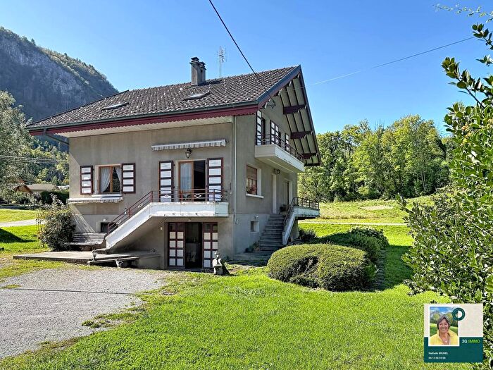Mieussy - Maison 5 pièces à vendre