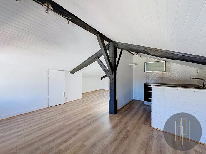 Villefranche-sur-Saône, Centre-ville - Appartement 2 pièces à vendre
