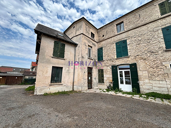 La Chapelle-en-Serval : Appartement 1 pièce à louer