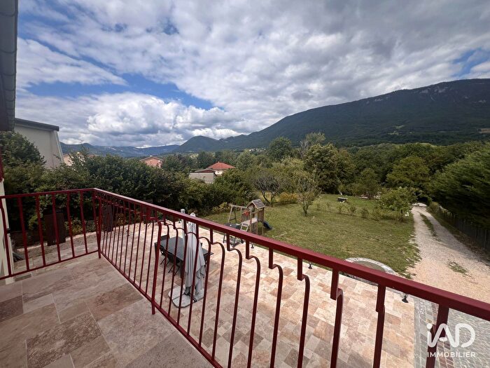 Maison à vendre - Bellegarde-sur-Valserine - 5 pièces - 4 chambres