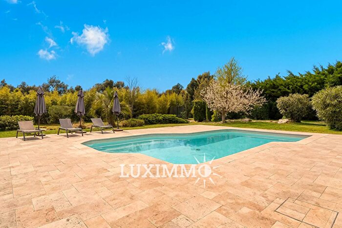 Maison à vendre - Valbonne - 8 pièces - 5 chambres